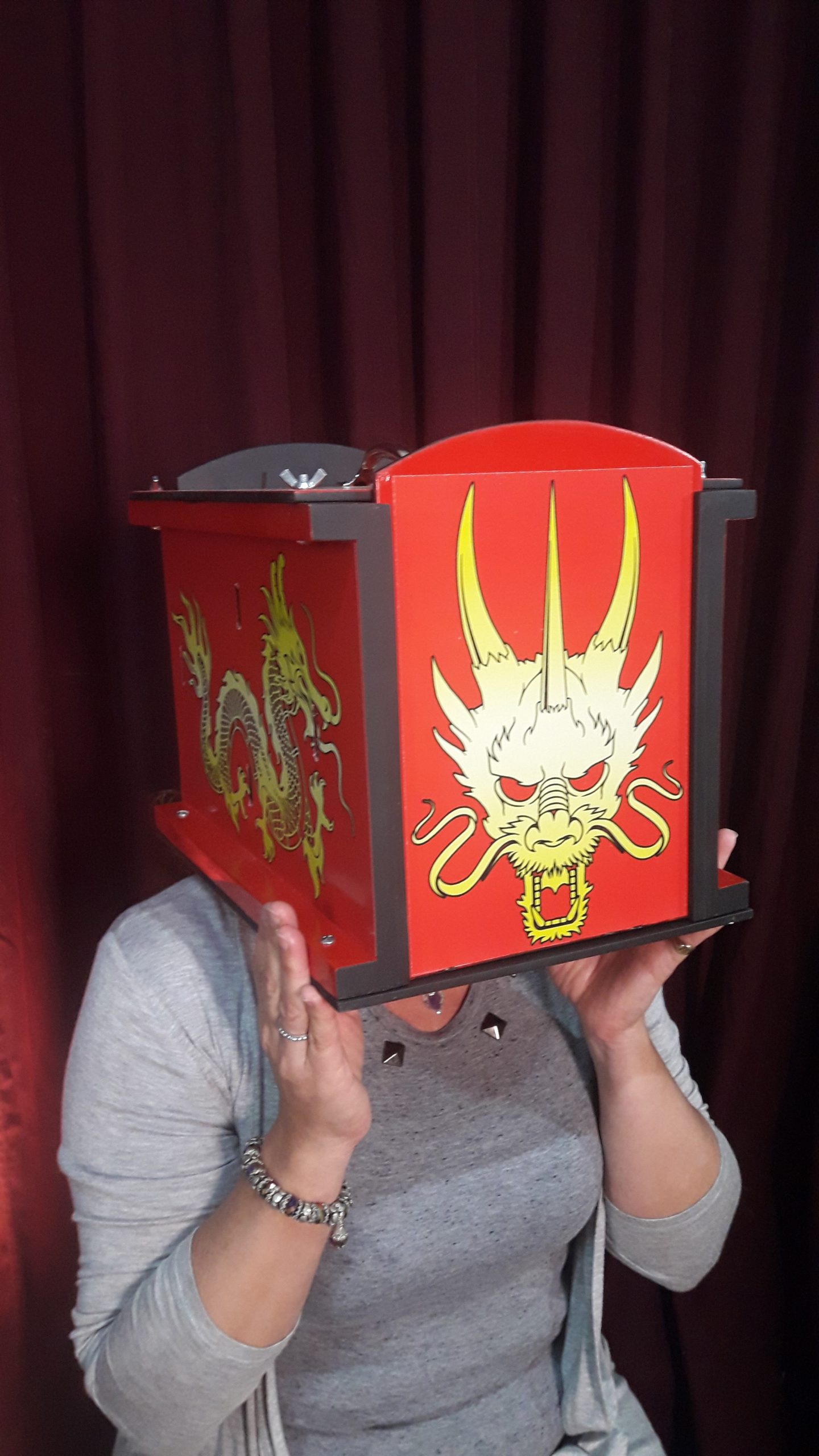 Dagger Chest – Anton Corradin